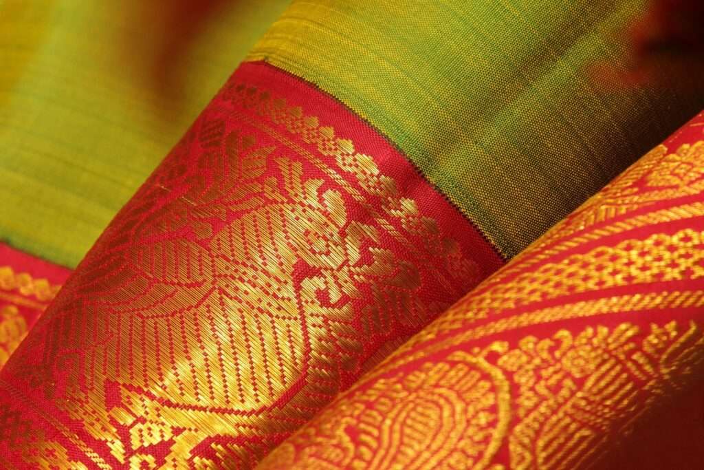 Styles & Varieties of Sari fabric lakkars magazine- Trending on Fashion ...